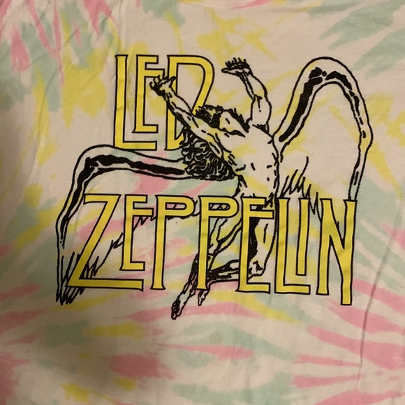 Old Navy | Tops | Led Zeppelin Graphic Cotton Tee In Xl By Old Navy ...